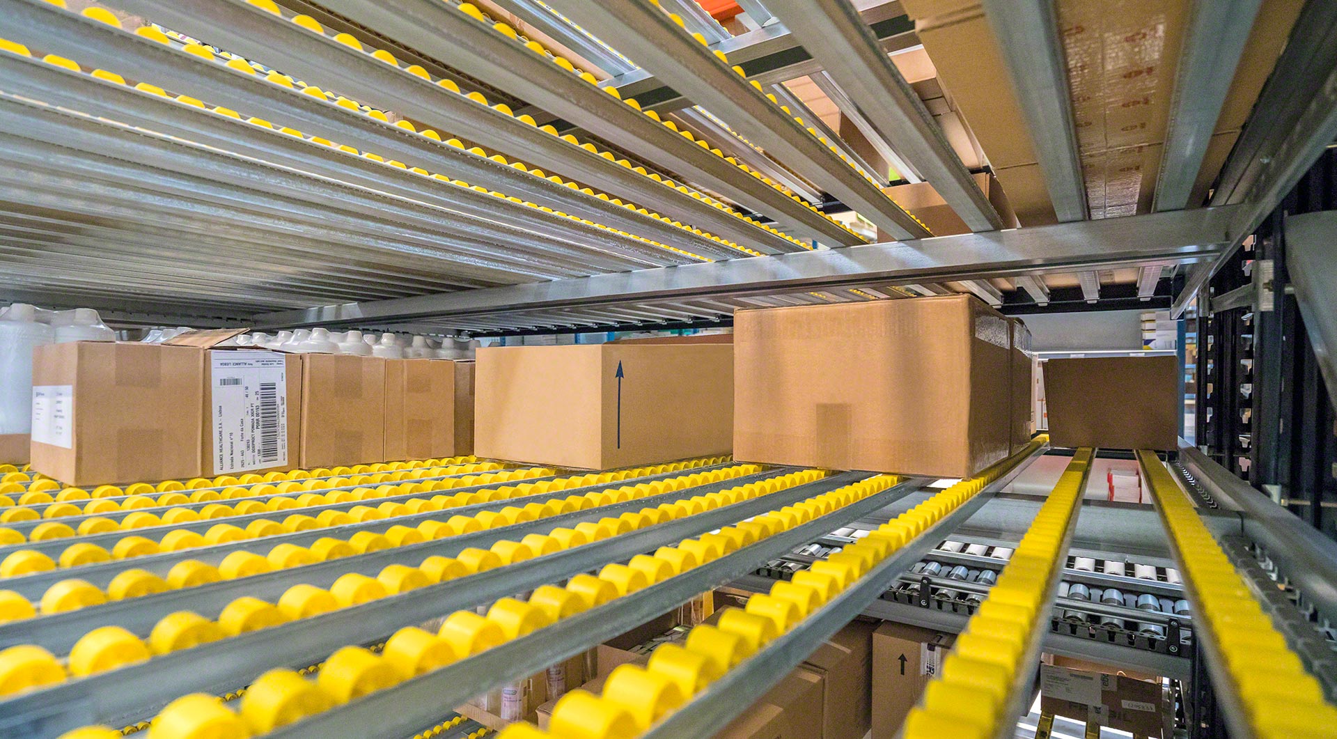 Stückgutdurchlaufregal - Mecalux.de