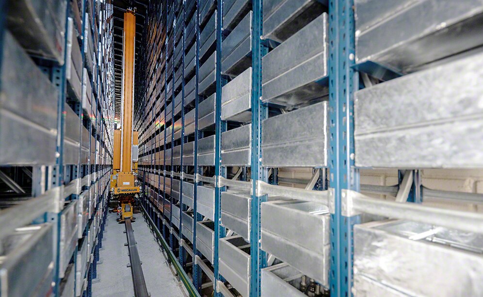 Automatisiertes Lager von GKN Driveline in Navarra - Mecalux.de